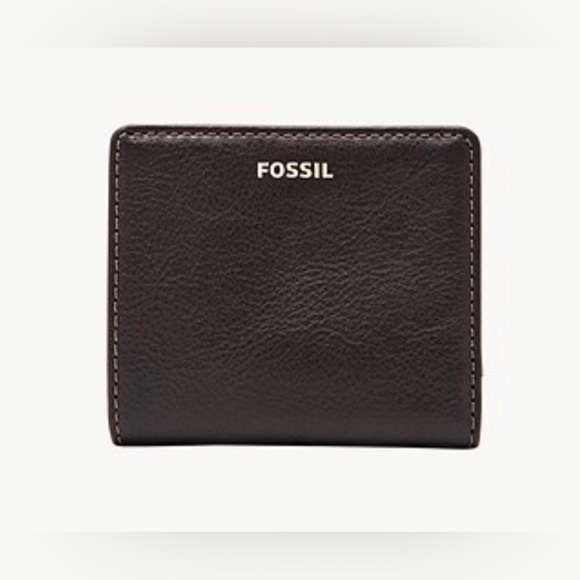 Fossil | Bags | Fossil Bifold Wallet | Poshmark